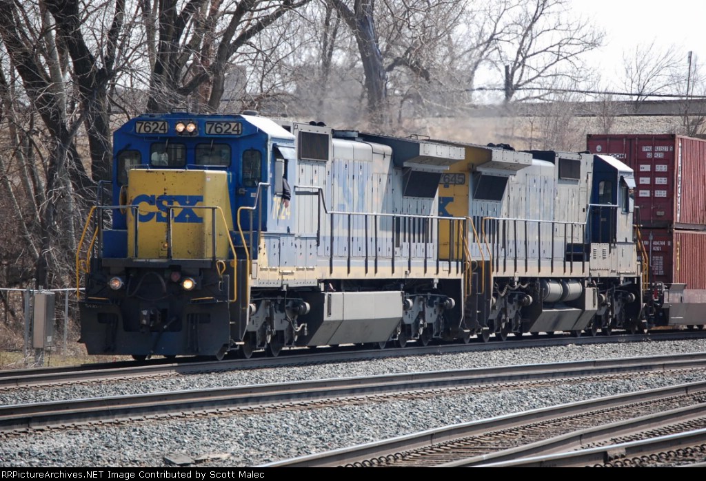 CSX 7624 & 7645